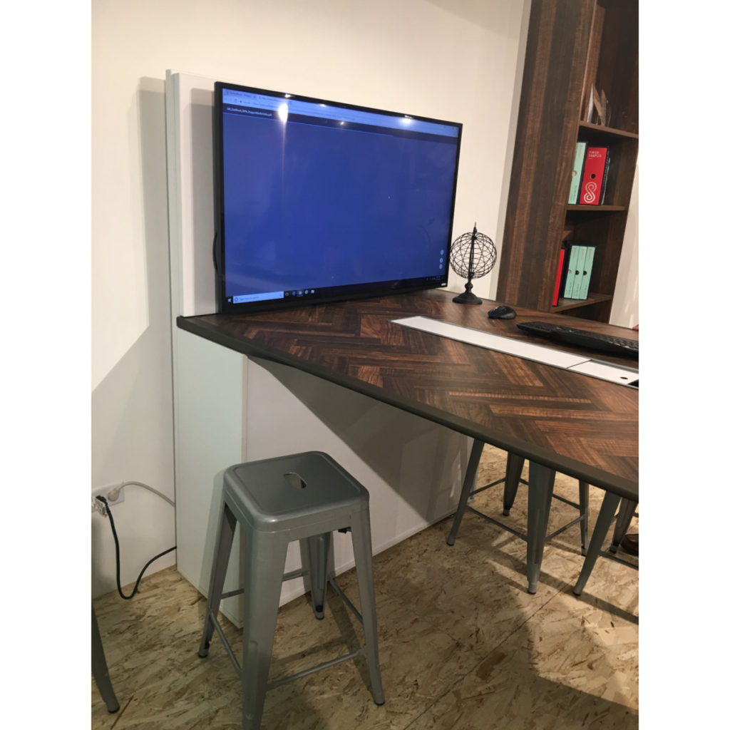 SurfaceWorks RAPPORT® MEDIA Table with Antimicrobial Edge – Better ...