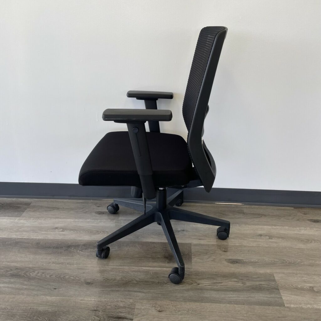 Friant Vektor Mesh Task Chair $957 – Better Office Furniture